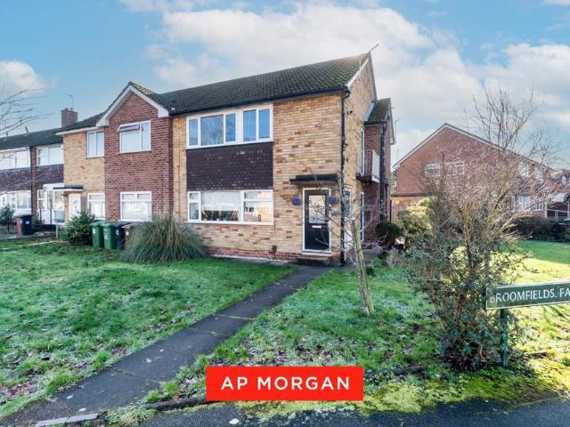 2 bedroom maisonette for sale