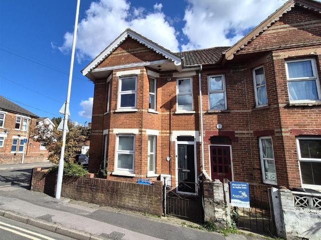 2 bedroom maisonette for sale