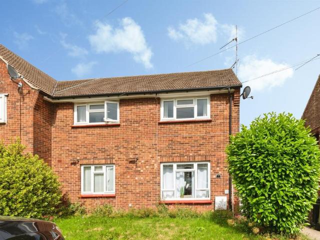 2 bedroom maisonette for sale