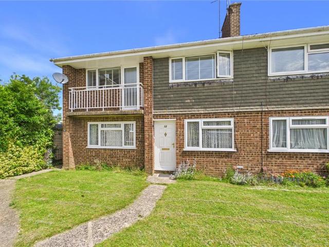 2 bedroom maisonette for sale