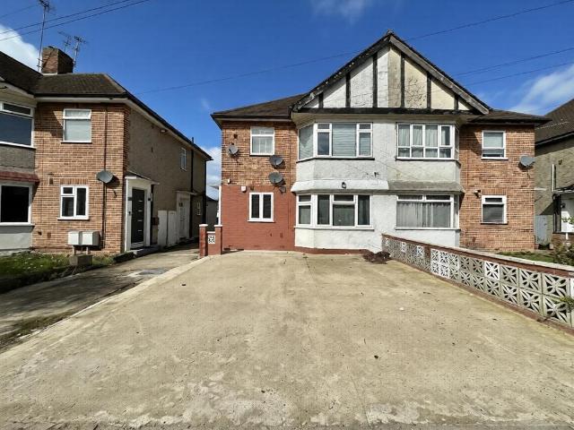 2 bedroom maisonette for sale