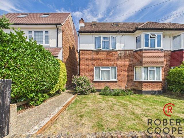 2 bedroom maisonette for sale