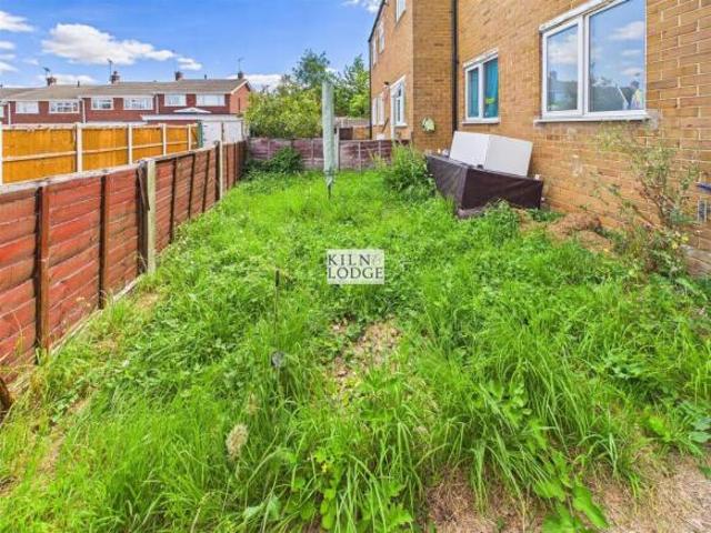 2 bedroom maisonette for sale in Tamar Rise, Chelmsford, CM1