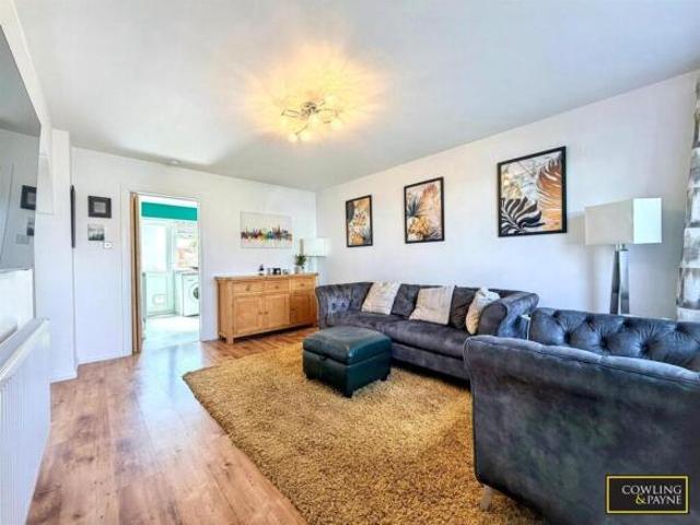 2 bedroom maisonette for sale in Tamar Rise, Chelmsford, CM1