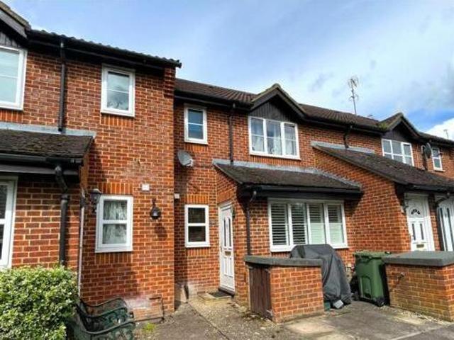 2 Bedroom Maisonette For Sale In Tongham, Surrey
