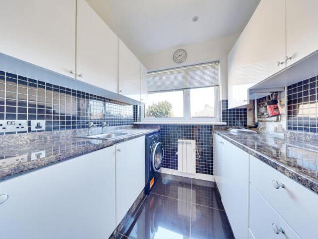 2 bedroom maisonette for sale in Transmere Close, Petts Wood, BR5