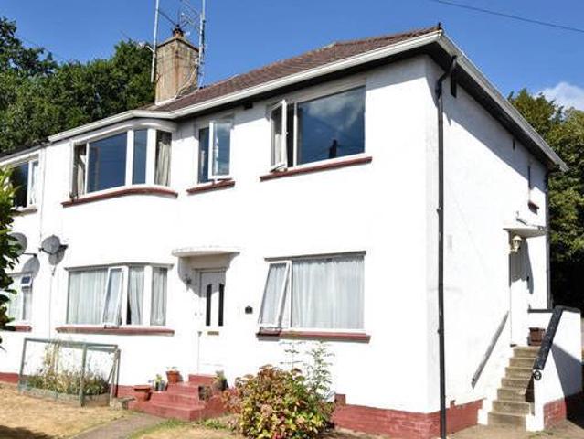 2 bedroom maisonette for sale in Trevellance Way Watford WD25