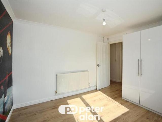 2 bedroom maisonette for sale in Watton Close, Llanishen, Cardiff, CF14