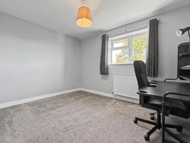 2 bedroom maisonette for sale in Winchester, SO22