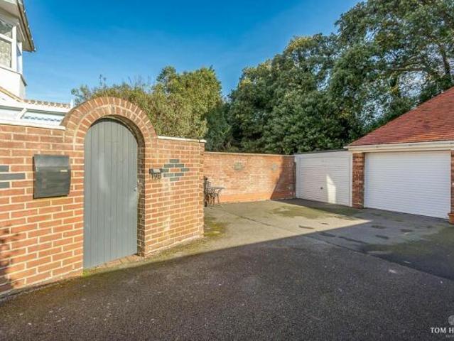 2 bedroom maisonette for sale in Woodland Avenue, Bournemouth, Dorset, BH5