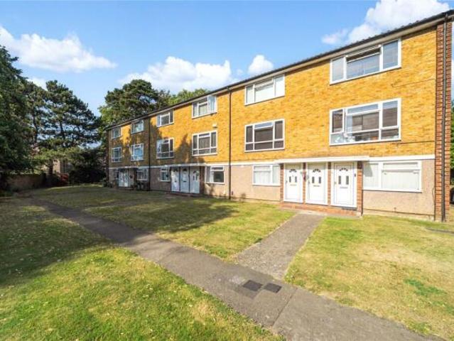 2 bedroom maisonette for sale in Avondale Road, Bromley, BR1