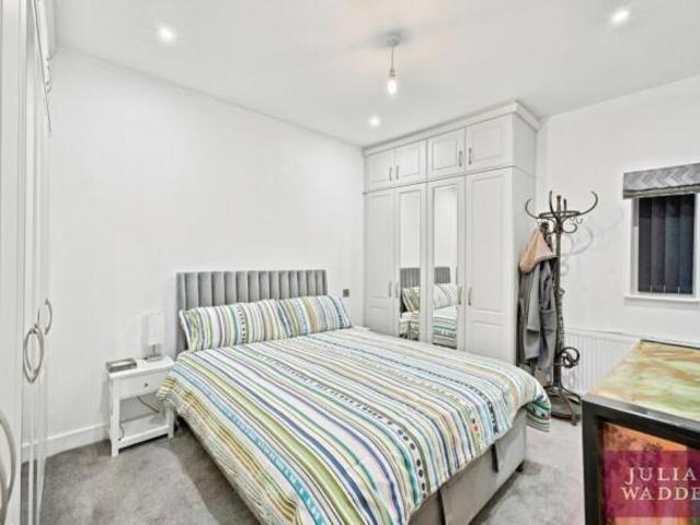 2 bedroom maisonette for sale in Barlow Moor Road, Didsbury, Manchester, M20