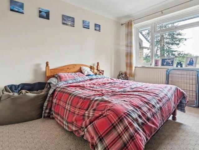 2 bedroom maisonette for sale in Bassett, SO16