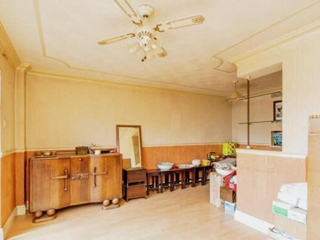 2 Bedroom Maisonette For Sale In Bognor Regis