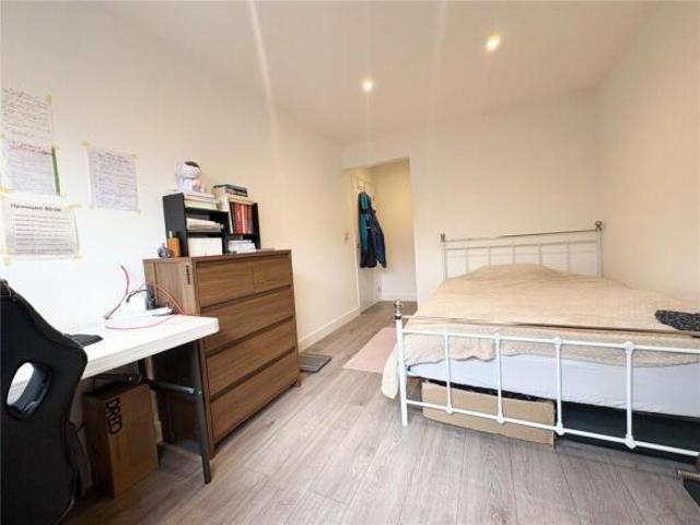 2 bedroom maisonette for sale in Bramford Road, Ipswich, Suffolk, IP1