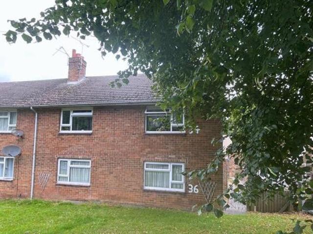 2 Bedroom Maisonette For Sale In Burton on trent