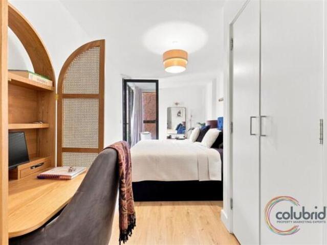 2 bedroom maisonette for sale in Burgess Springs, Chelmsford, CM1