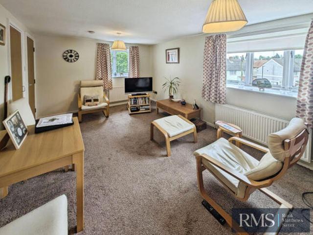 2 bedroom maisonette for sale in Cartington Court, Newcastle Upon Tyne, NE3