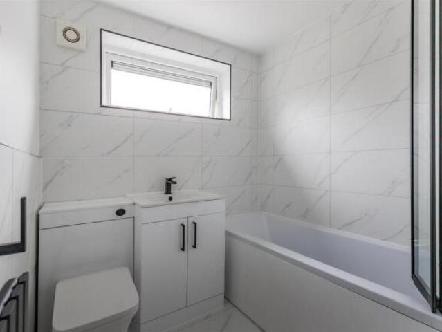 2 bedroom maisonette for sale in Catherine Street, Cathays, Cardiff, CF24