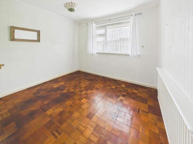 2 bedroom maisonette for sale in Cefn Graig, Cardiff. CF14