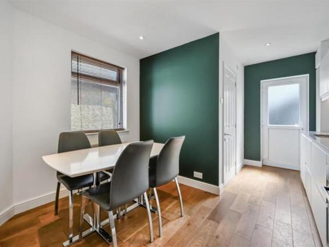 2 bedroom maisonette for sale in Chesham Road, Colliers Wood, SW19