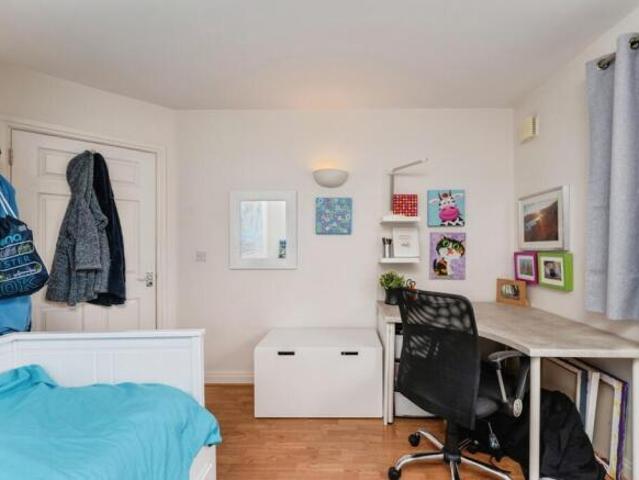 2 bedroom maisonette for sale in Chesterton Court, Chester, Cheshire, CH2