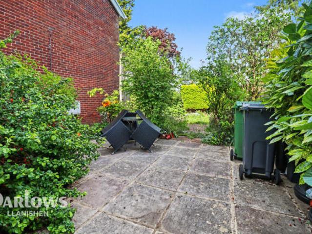 2 bedroom maisonette for sale in Clos Hendre, Cardiff, CF14