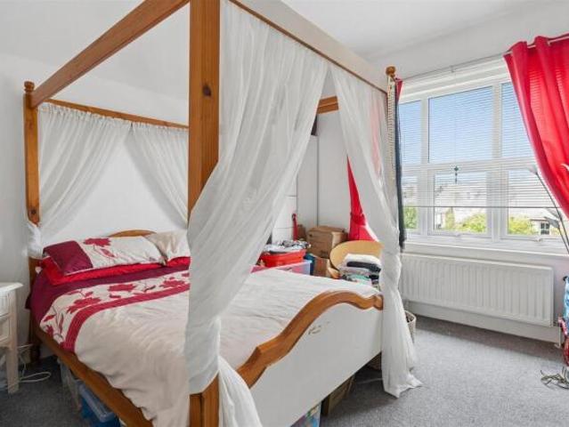 2 bedroom maisonette for sale in Crawford Gardens, Margate, CT9