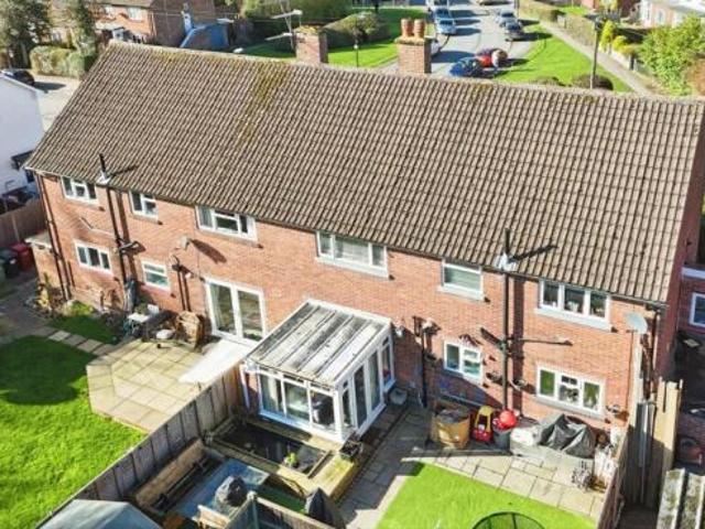 2 bedroom maisonette for sale in Derwent Drive, Burnham, SL1