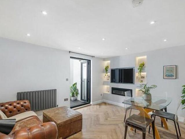 2 Bedroom Maisonette For Sale In Fulham
