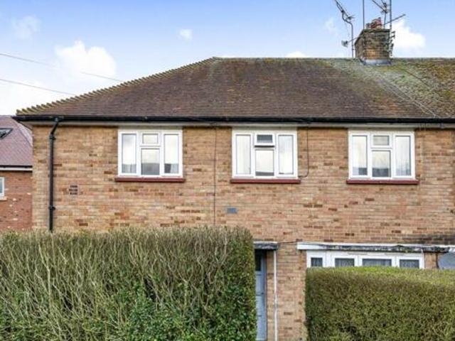 2 Bedroom Maisonette For Sale In Harefield
