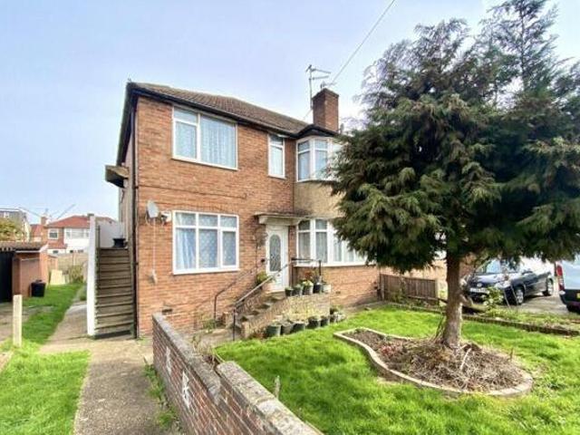 2 Bedroom Maisonette For Sale In Hayes, Middlesex
