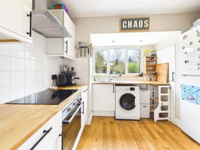 2 bedroom maisonette for sale in Hillside Way, Bevendean, Brighton, BN2 4TR, BN2