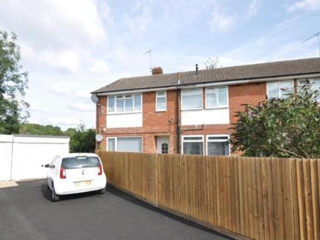 2 Bedroom Maisonette For Sale In Horley