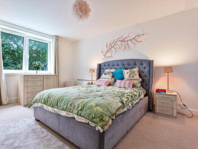 2 bedroom maisonette for sale in Lenzie Way, Springburn, Glasgow, G21