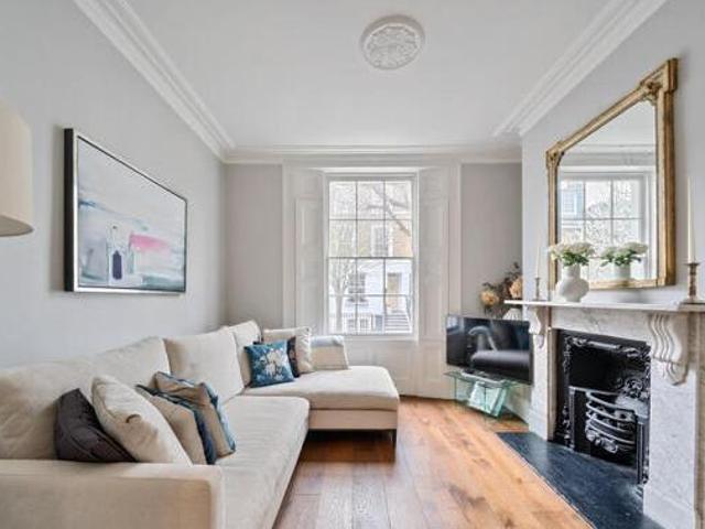 2 Bedroom Maisonette For Sale In London