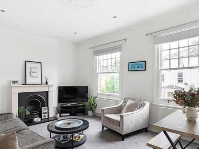 2 Bedroom Maisonette For Sale In London