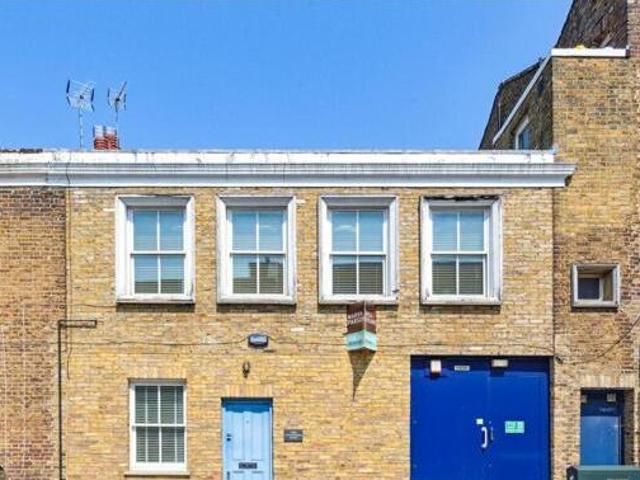 2 Bedroom Maisonette For Sale In London