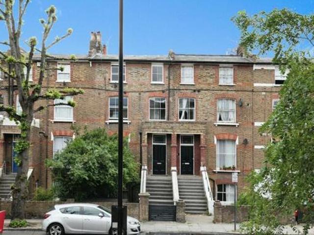 2 Bedroom Maisonette For Sale In London