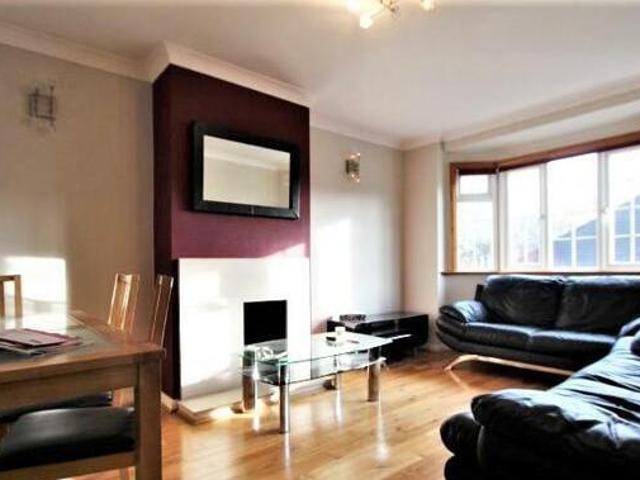 2 Bedroom Maisonette For Sale In London