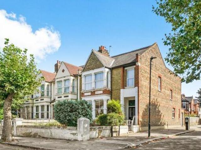 2 Bedroom Maisonette For Sale In London