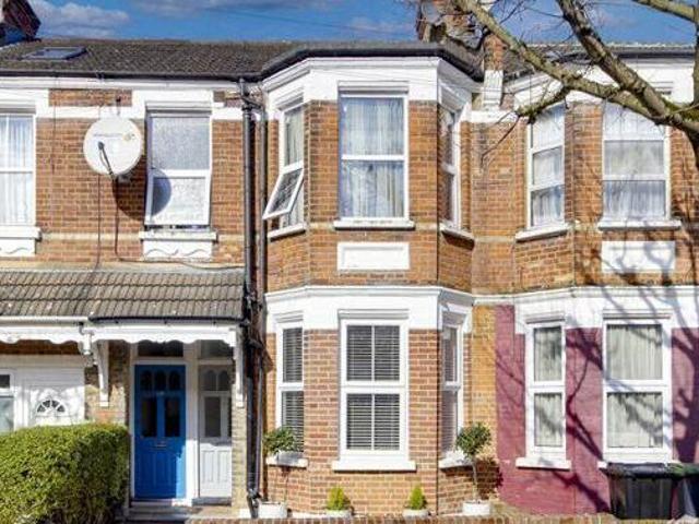 2 Bedroom Maisonette For Sale In London