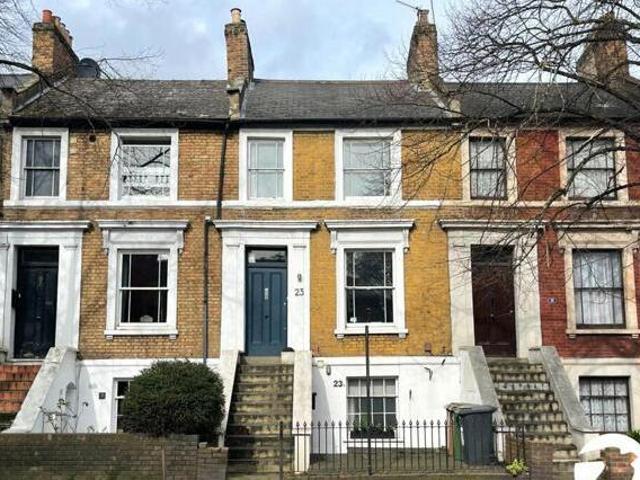 2 Bedroom Maisonette For Sale In London