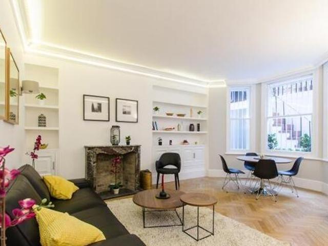 2 Bedroom Maisonette For Sale In London