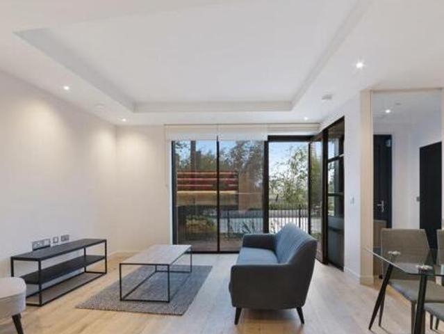 2 Bedroom Maisonette For Sale In London City Island