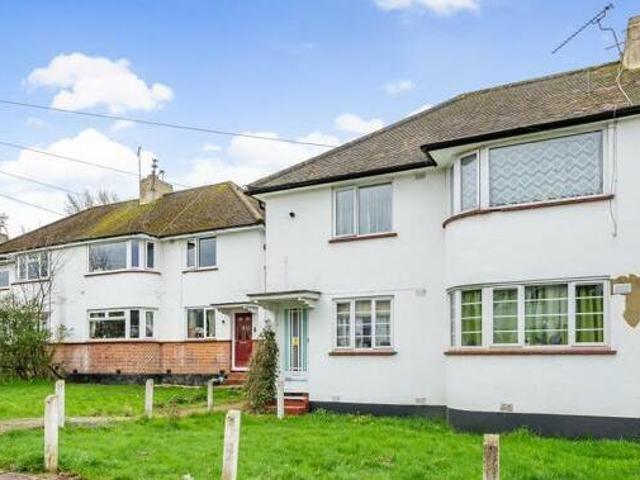 2 Bedroom Maisonette For Sale In London, Nw7