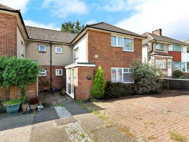 2 bedroom maisonette for sale in Llanedeyrn Road, Penylan, Cardiff, CF23