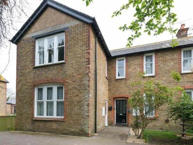2 Bedroom Maisonette For Sale In Manston