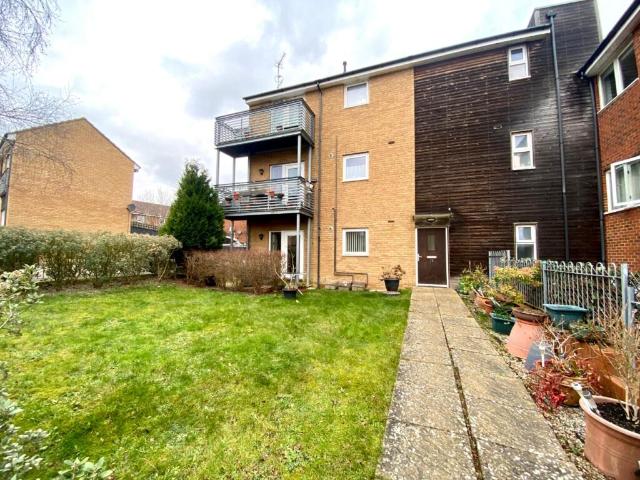 2 bedroom maisonette for sale in Marburg Street, Billing Way, Northampton, NN3 5GB, NN3