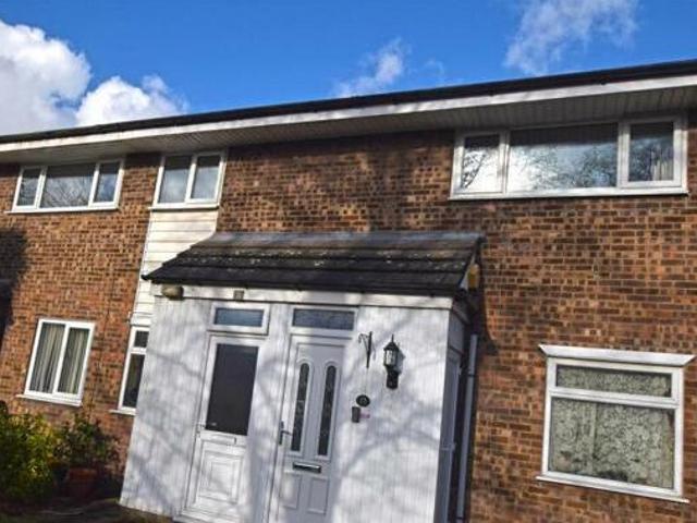2 Bedroom Maisonette For Sale In Middleton